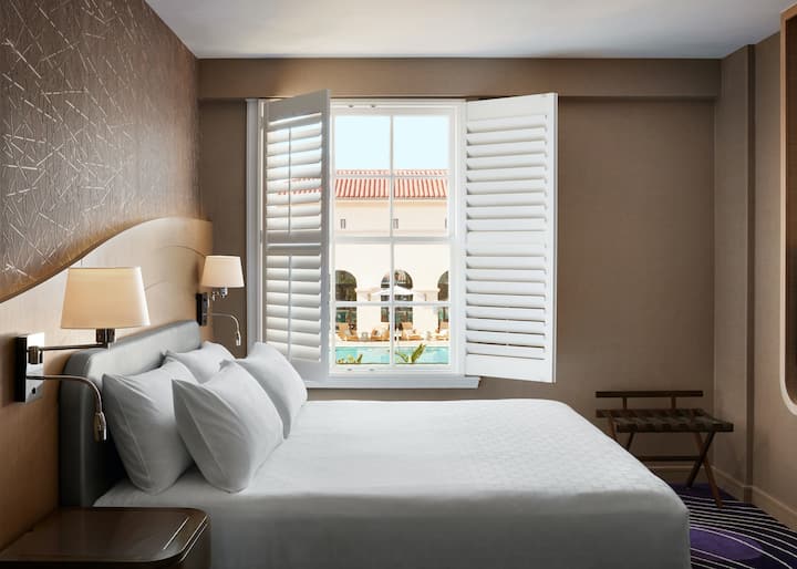 Deluxe 1king Pool View At Pasadena Hotel & Pool! - Pasadena, CA