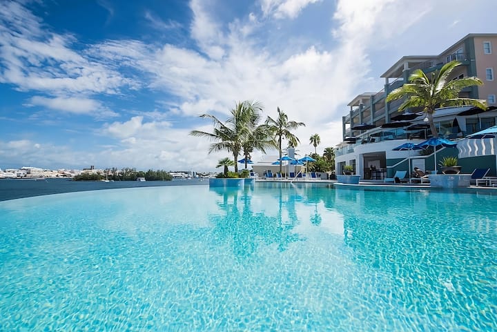 4 Deluxe Rooms At Newstead Belmont Hills Golf - Bermuda