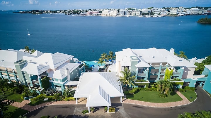 Proximity Ats Its Best! 4 Pleasant Units, Pool - Bermuda