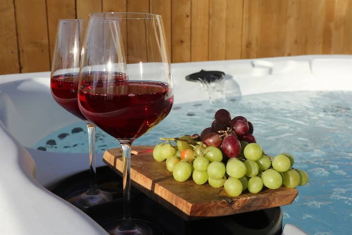 Historic Cottage~walk 2 Dwntwn~hot Tub~fire Table - Murfreesboro, TN