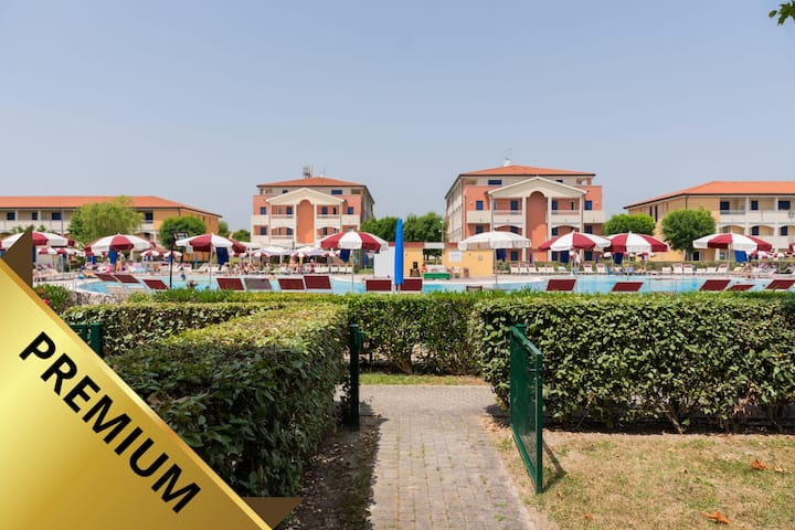 Pini - 2-story Terraced House With Garden And 1 Be - Caorle