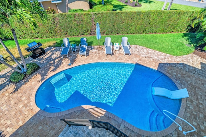 The Sun Dial | Siesta Key Waterfront Home W/ Pool! - Sarasota, FL