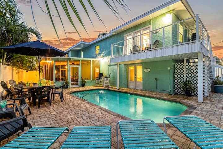 Vinca | Steps To Siesta Key Village! - Sarasota, FL
