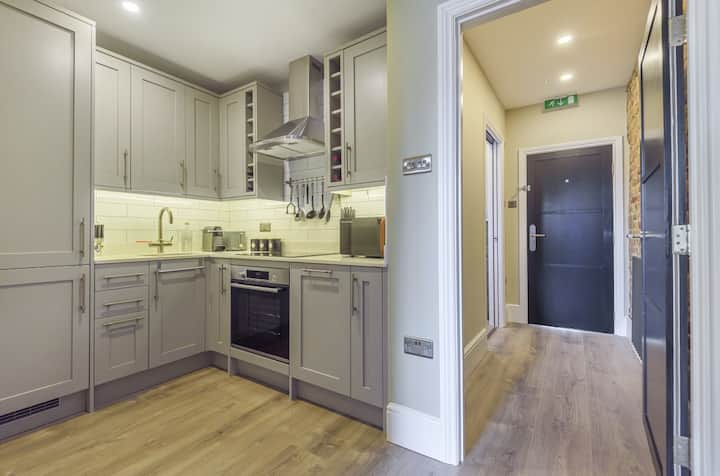 Perfect Hampstead Apartment - Camden, AR