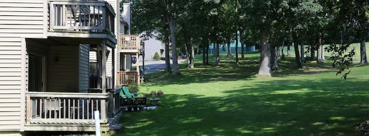 Gorgeous Settings In The Appalachian Town - Cheat Lake, WV