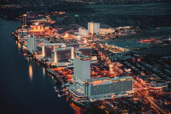 3 Pool View Rooms At Edgewater Casino Resort - Bullhead City, AZ
