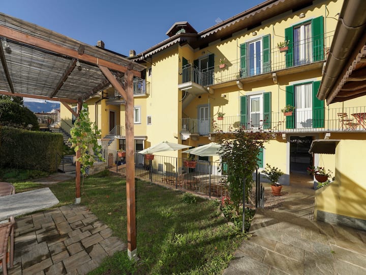 Grigio By Interhome - Luino