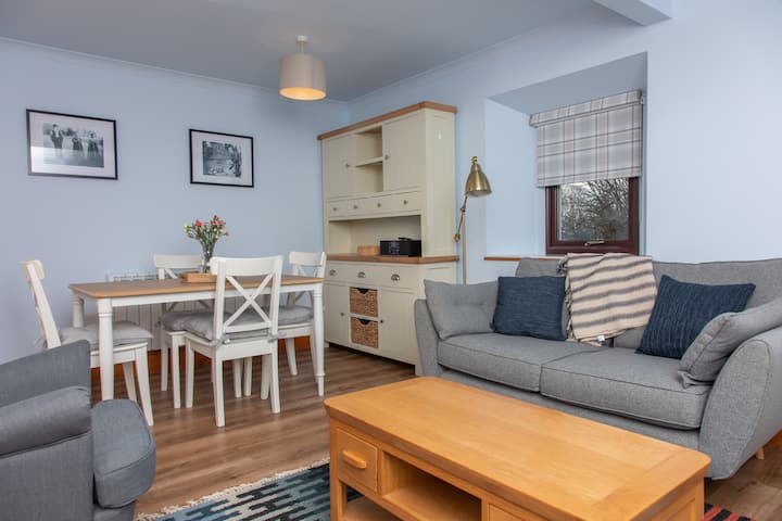 Foresters Cottage -Private Garden - Mallaig