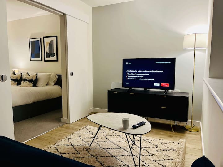 Fantastic One Bedroom Near Old Trafford Stadium - Old Trafford