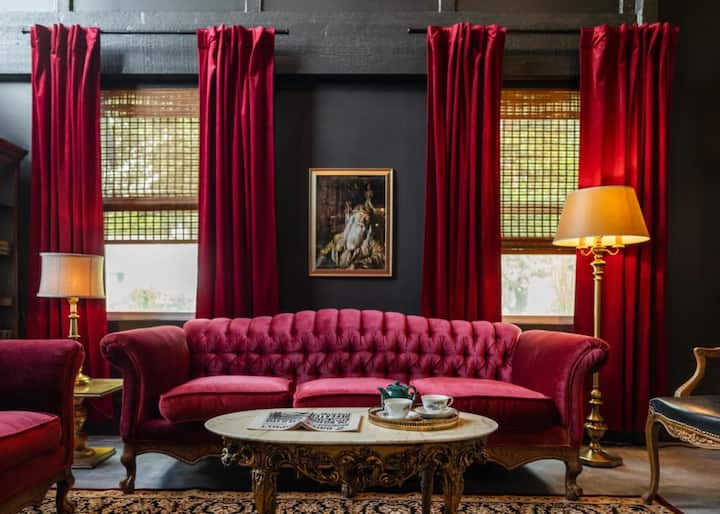 Broomsticks, Harry Potter Themed Bnb - Coeur d'Alene, ID