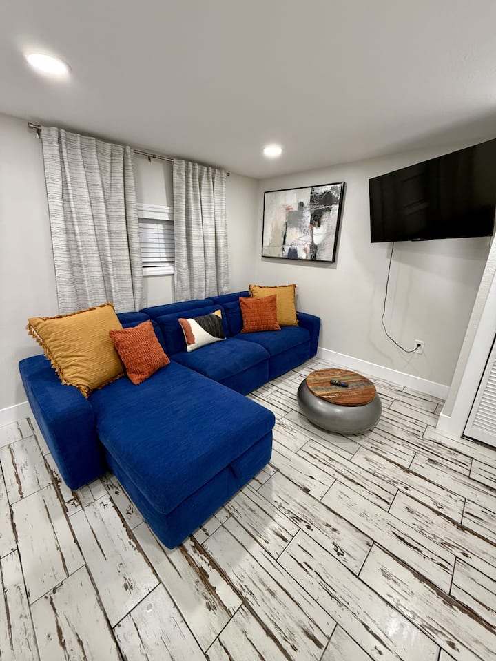 Charming 1 Br W Pool - Walk To Raymond James! - Davis Islands, FL