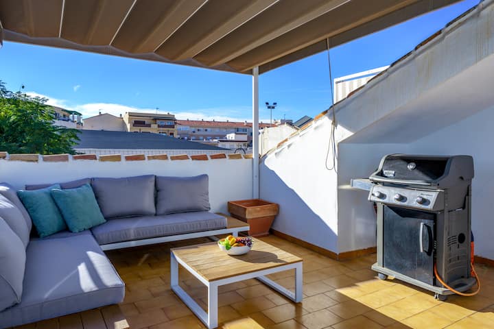 Fantastic Terraced House With Views And Pool - Fuengirola