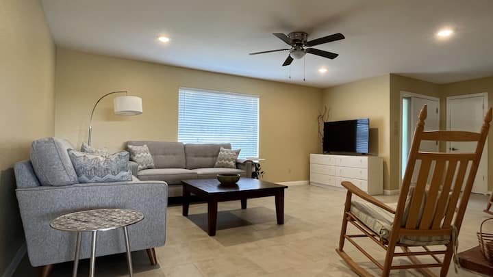 Great Lake House With Best Private Beach. Kayaks! - Kingsland, TX