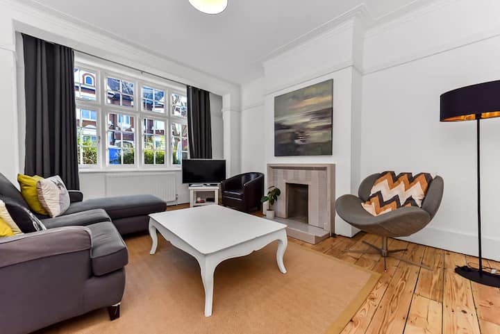 Beautiful Family Victorian Home - London South Bank University