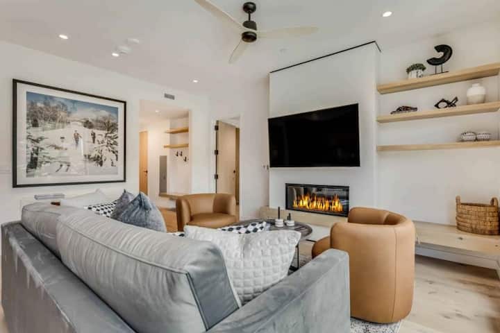 Electric Pass Lodge 205 - Snowmass Village, CO