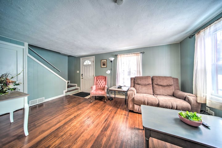 Eastlake Home W/ Patio < 1 Mi To Lake Erie! - Willoughby, OH