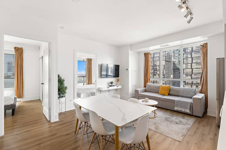 Amazing 3br Rooftop Pool-gym-cn Tower-parking - Toronto