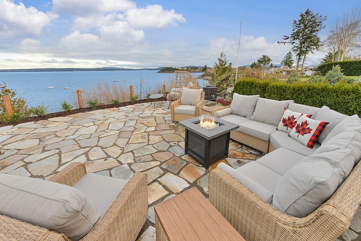 The Beach House Suite - Chemainus