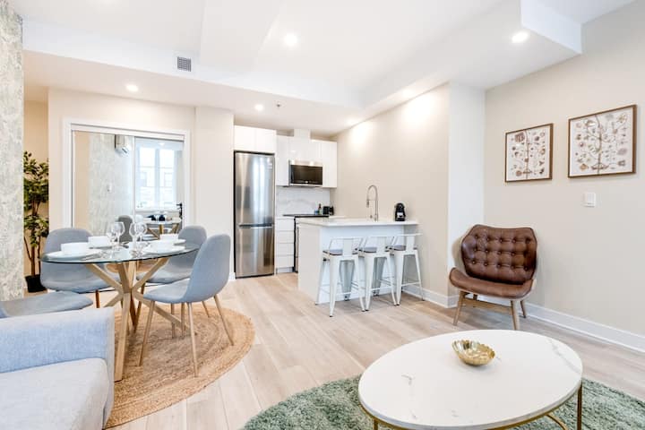 Brand New 2 Br With Sofabed And Roof Top In Mtl -2 - Montreal