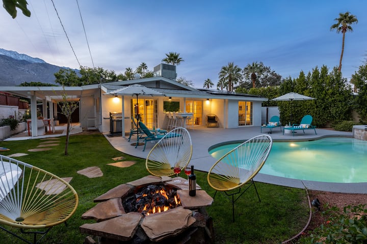 Gussie's Place - Tennis-themed Getaway - Palm Springs, CA