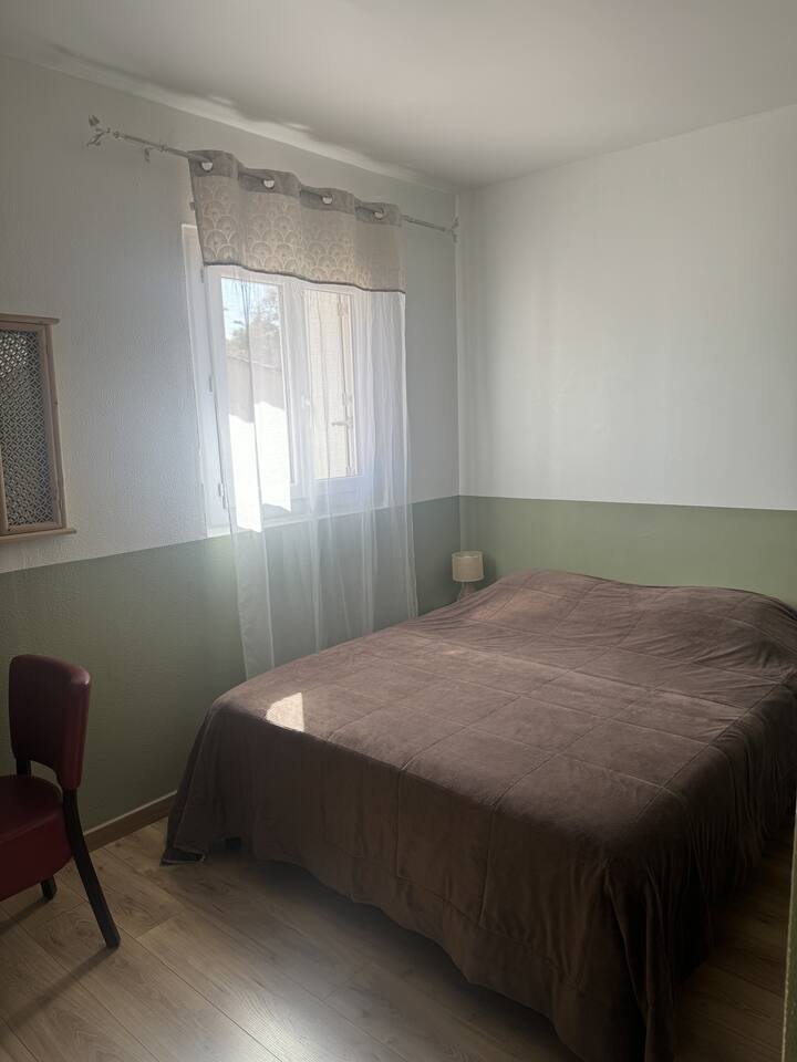 Double Ou Triple Avec Salle De Bain-wc - Porto-Vecchio