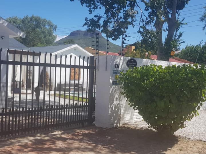 Comfort Queen Room - Graaff-Reinet