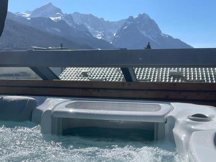 Maisonette-apartment "Das Garmisch" With Jacuzzi A - Garmisch-Partenkirchen