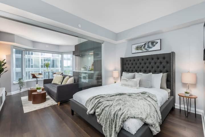 Modern Yorkville 1br 1ba Gym Upscale Area - Mississauga