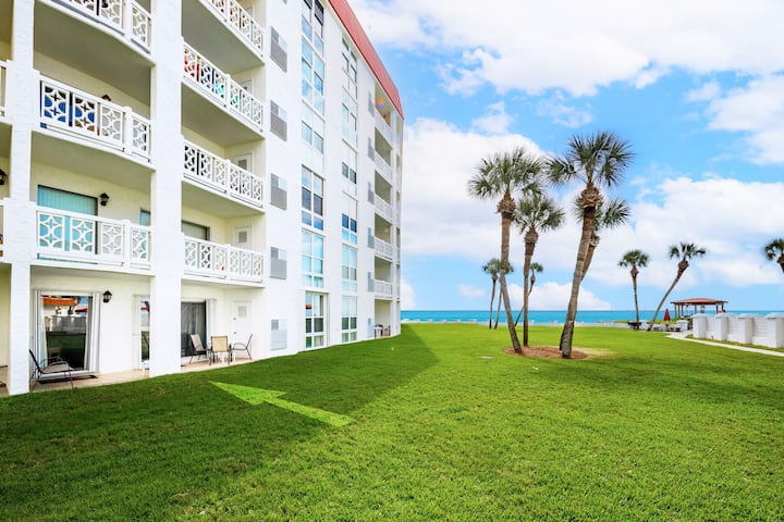 Beachfront, Walkout Level Near Ocean & Pool -Em315 - Fort Walton Beach, FL