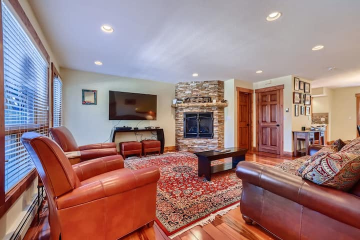 Family Friendly Retreat Short Walk To Lifts & Town - Breckenridge, CO