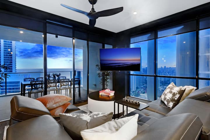 Circle On Cavill - 2 Bedroom Ocean - Sleeps 5 - Surfers Paradise