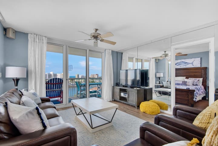 Lake Views-balcony-3br Pelican Beach Terrace 807 - Destin, FL