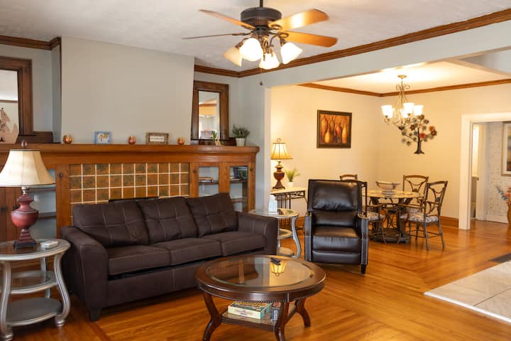 Peaceful, River Front View Getaway - Charleston, WV