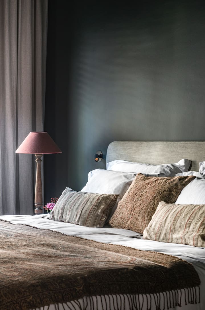 Charming Room With En Suite Bathroom - The Wallet - Bruges