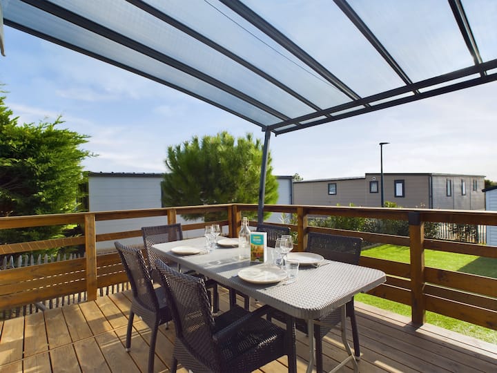 Beau Chalet Pour 4 Pers - Accès Piscine Chauffée - Vendée