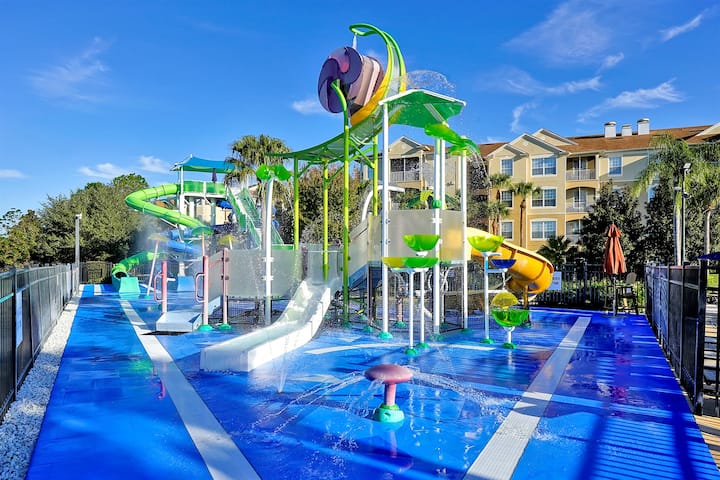 2.5 Miles To Disney Windsor Hills Water Park - Celebration, FL