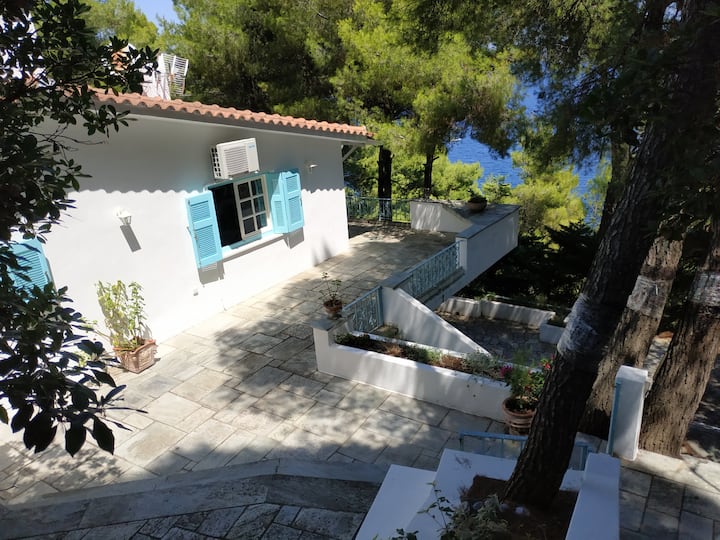Supernova, Glorious Villa For 10 Near Beach - Skiathos