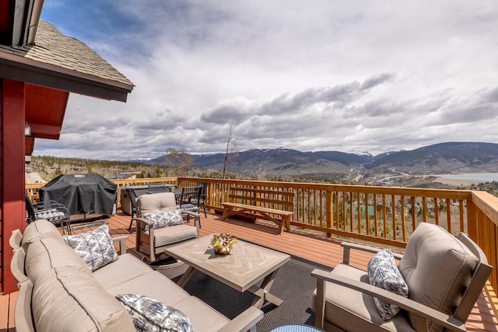 Updated Spacious Townhome W Gorgeous Deck Views! - 銀座