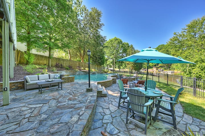 Sun Up, Sun Down By Avantstay | Pool W/ Waterfall - Lake Norman, NC