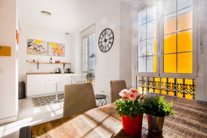 Beautiful Penthouse With Terrace - San Luis - 2bdr - Siviglia