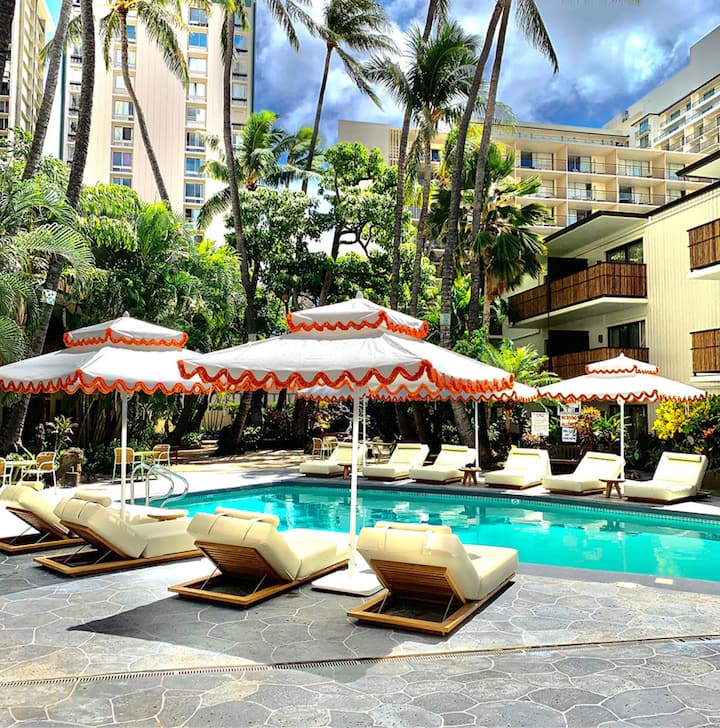 4 Pool View Rooms W/ Private Lanai | Pool Access - O‘ahu, HI