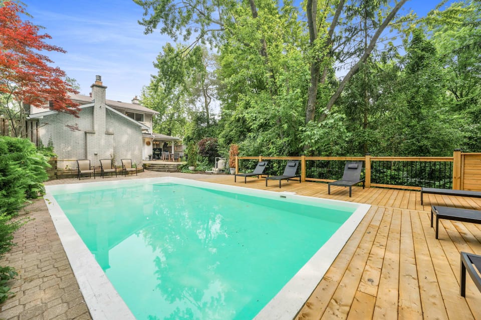 Toronto House Vacation Rentals - Canada | Airbnb