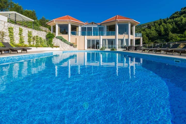 Seafront Villa Zaglav On Island Korčula, Private P - Sali