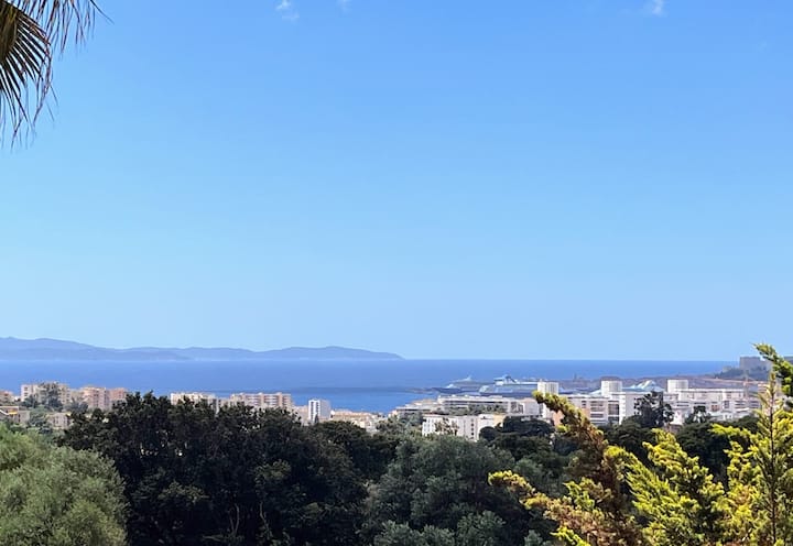Haut De Villa - Vue Mer Et Piscine à Ajaccio - Ajaccio