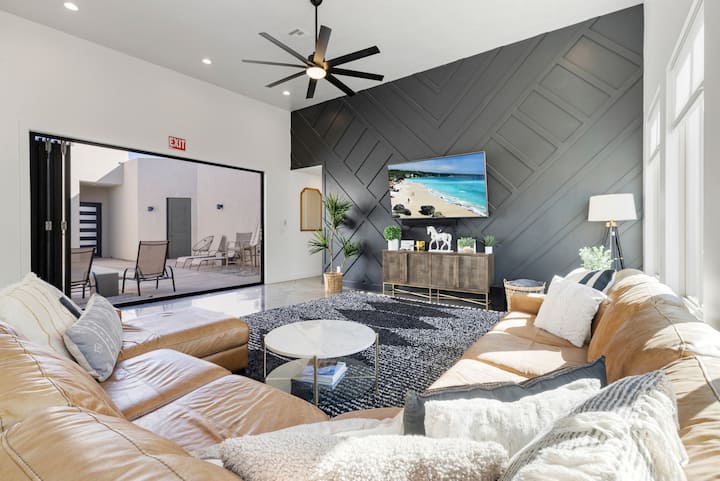 Relax & Stargaze At All Decked Out - Hurricane, UT