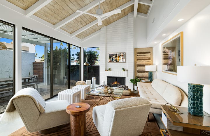 Miramonte Modern @ Canyon Sands - Palm Springs, CA