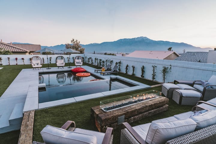 Jonathan Adler Featured 4bd, Heated Pool, Hot Tub - Morongo Valley, CA