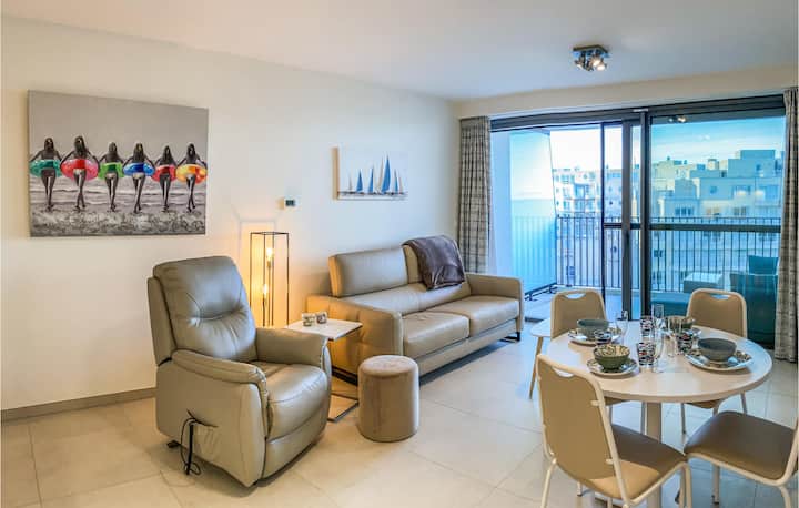 Nice Apartment In Oostende With Wifi - Ostend
