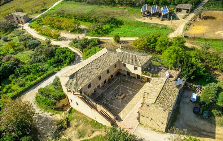 Stunning Home In Caltagirone With Wifi - Provincia di Catania