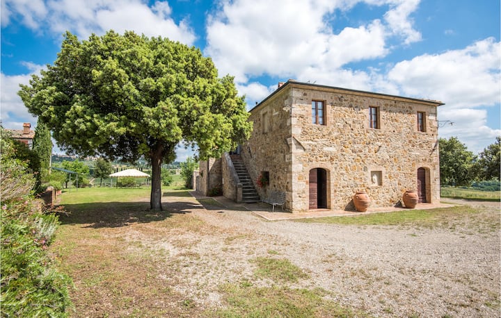Lovely Home In San Quirico D'orcia - 피엔차